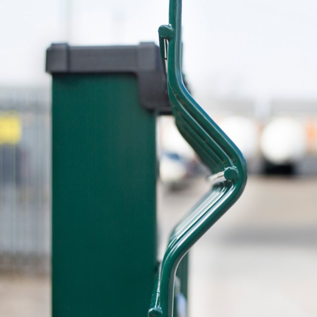 V Mesh Fencing - Industrial Handrail & Safety | BM Steel