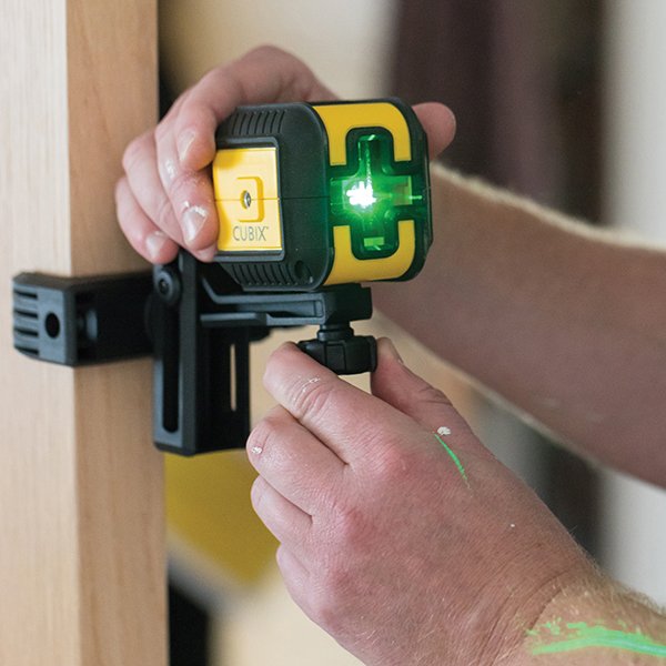 STANLEY Intelli Tools - Cubix Cross Line Laser Level (Green Beam) | BM ...