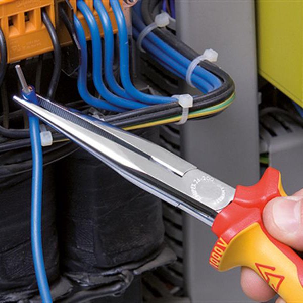 Knipex - VDE Long Snipe Nose Side Cutting Pliers 200mm | BM Steel